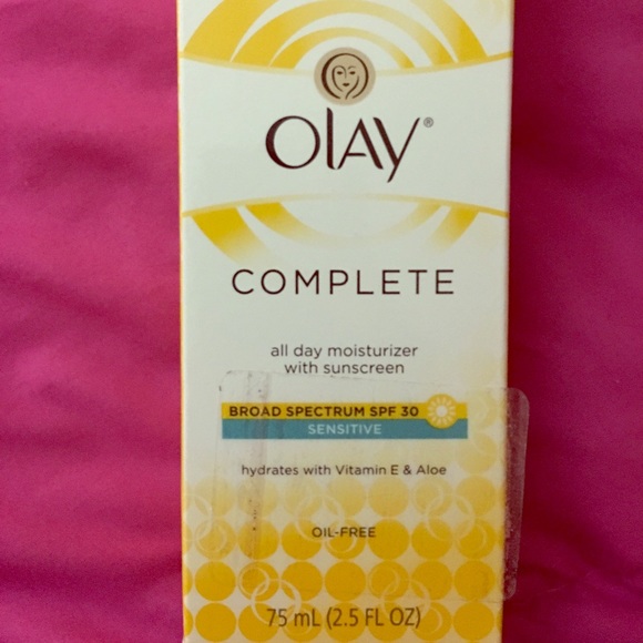 Other | Olay Complete All Day Moisturizer With Sunscreen | Poshmark